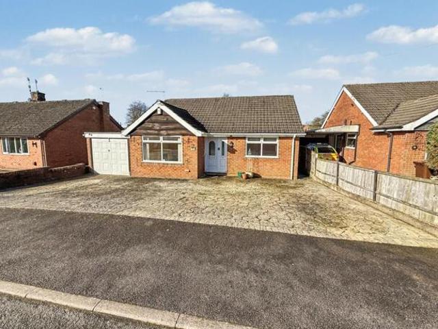 3 Bedroom Bungalow Staffordshire Staffordshire 101352104