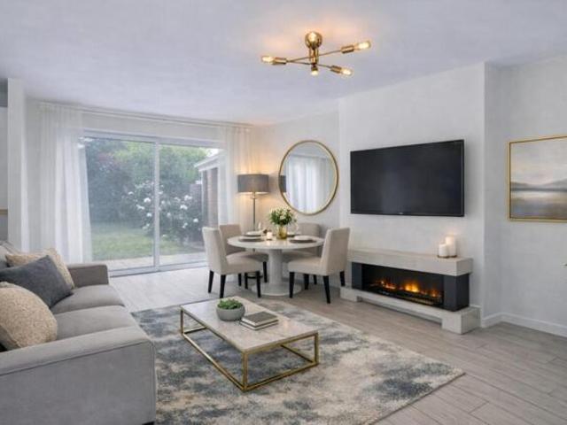 3 Bedroom Bungalow Stockport Greater Manchester 100502934