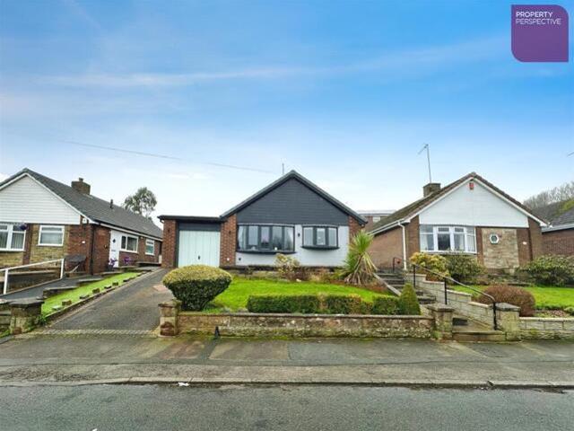 3 Bedroom Bungalow Stoke On Trent Staffordshire LS99277714