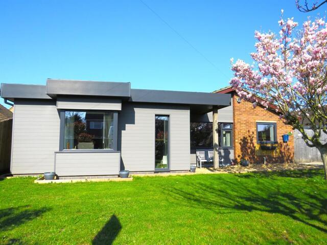 3 Bedroom Bungalow Peterborough Cambridgeshire 101856045