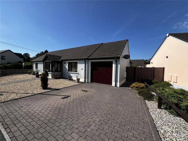 3 Bedroom Bungalow Pembroke Pembrokeshire 100540676
