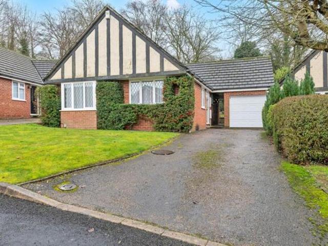 3 Bedroom Bungalow Royston Cambridgeshire LS100917539