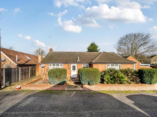 3 Bedroom Bungalow Rickmansworth Hertfordshire 100615163