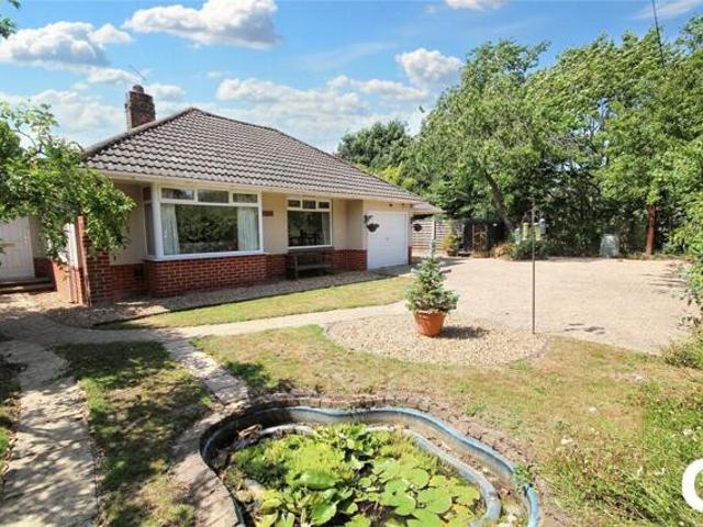 3 Bedroom Bungalow Ringwood Hampshire 99840513