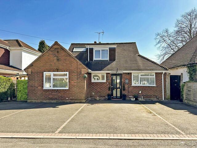 3 Bedroom Bungalow Wolverhampton Wolverhampton LS99029035