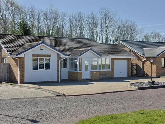 3 Bedroom Bungalow Wallsend North Tyneside LS100881459
