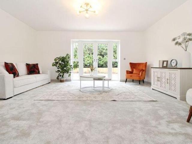 3 Bedroom Bungalow Walsall Walsall LS99571606