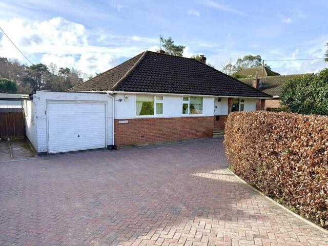 3 Bedroom Bungalow Whitehill Whitehill LS99642076