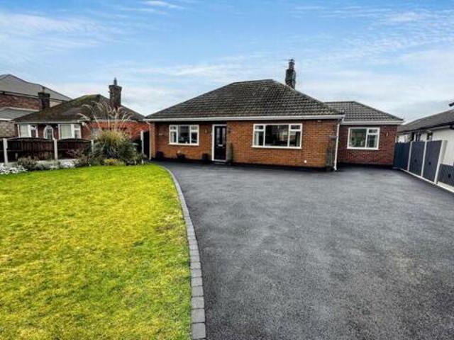 3 Bedroom Bungalow Widnes Halton 100579097