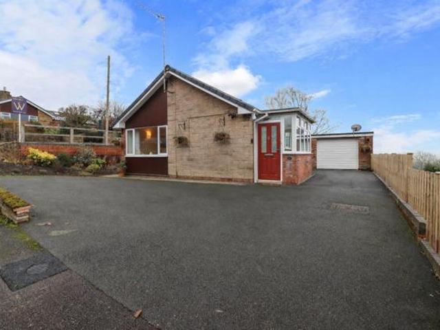 3 Bedroom Bungalow Wingerworth Wingerworth LS100825105