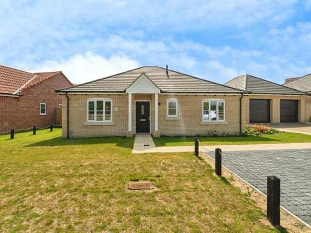 3 Bedroom Bungalow Wrentham Wrentham 98263029