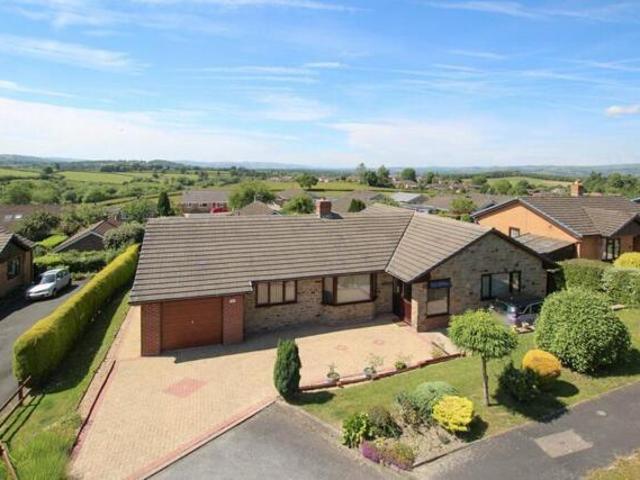 3 Bedroom Bungalow Wye Powys LS99277691
