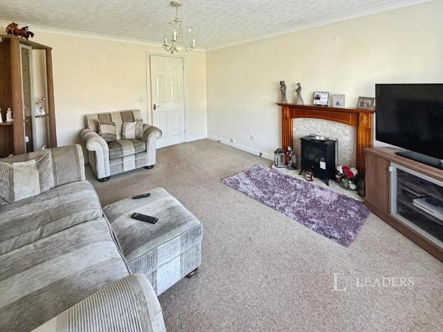 3 bedroom bungalow to rent