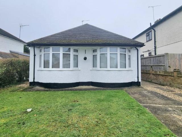 3 bedroom bungalow to rent