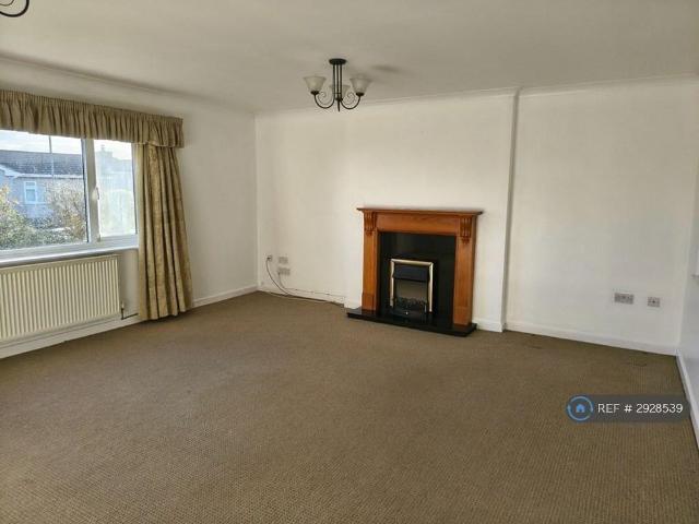 3 bedroom bungalow to rent