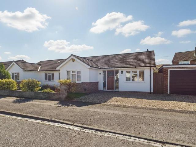 3 bedroom bungalow to rent