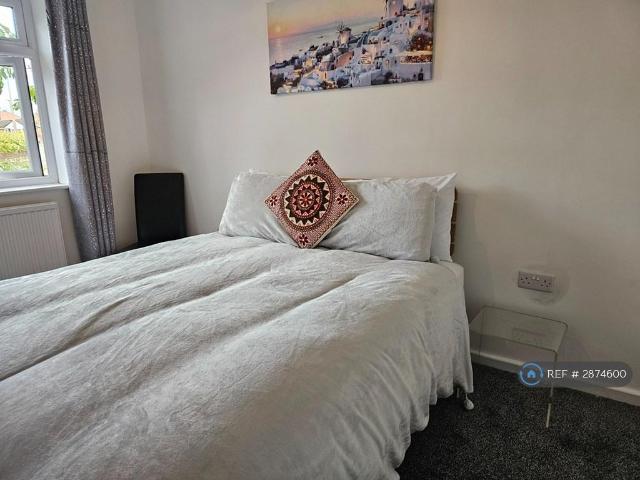 3 bedroom bungalow to rent