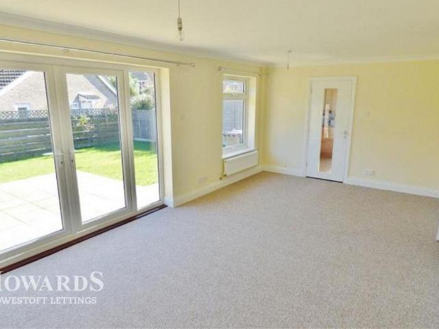 3 bedroom bungalow to rent