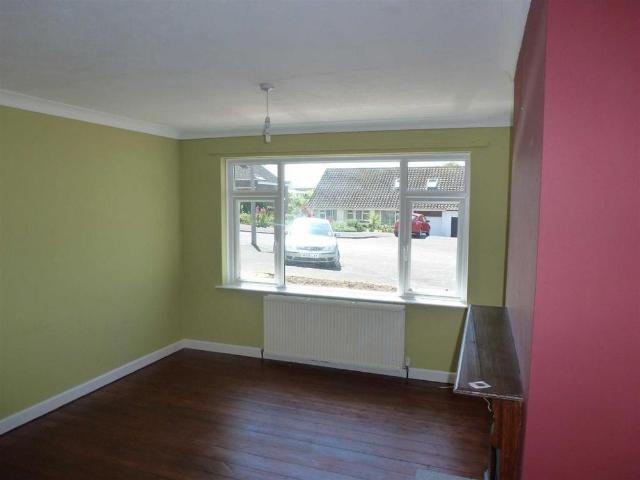 3 bedroom bungalow to rent