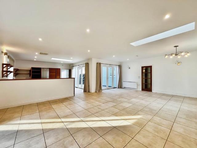 3 bedroom bungalow to rent