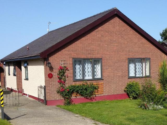 3 bedroom bungalow to rent