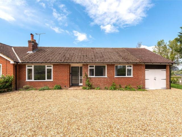 3 bedroom bungalow to rent