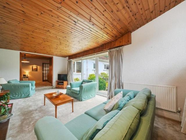 3 bedroom bungalow to rent