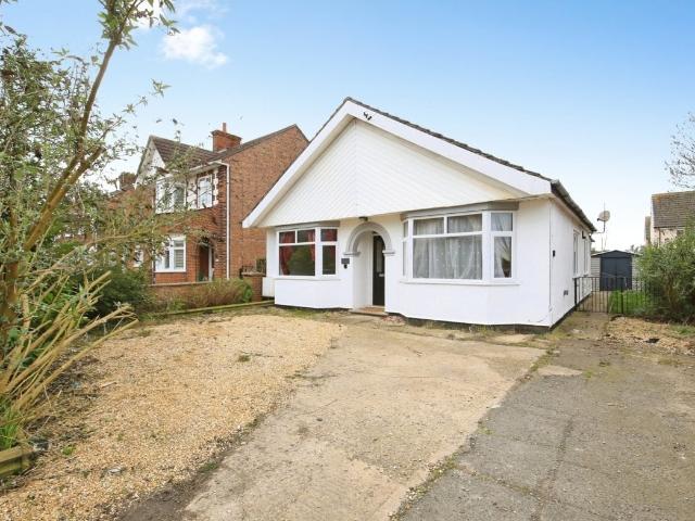 3 bedroom bungalow to rent