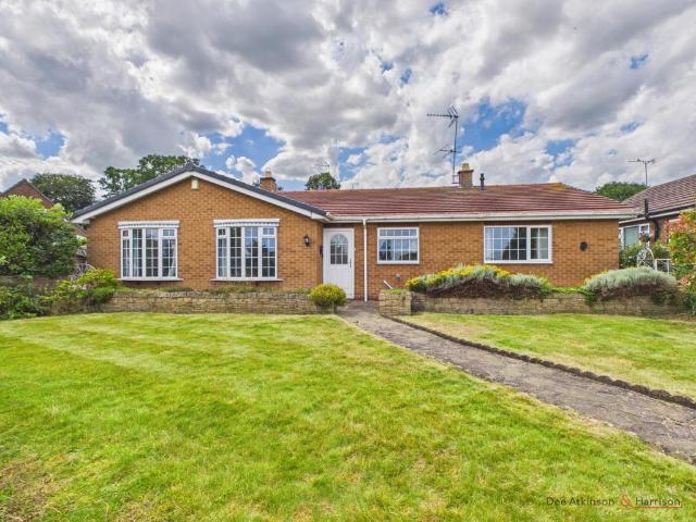 3 bedroom bungalow to rent