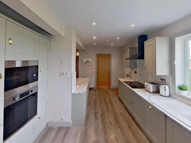 3 bedroom bungalow to rent