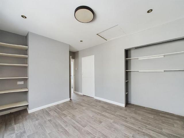 3 bedroom bungalow to rent