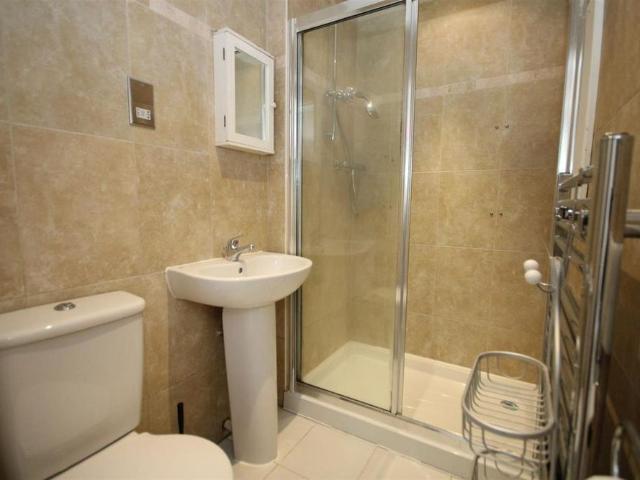 3 bedroom bungalow to rent