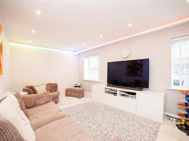 3 bedroom bungalow to rent