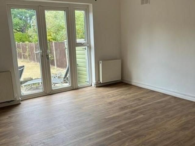 3 bedroom bungalow to rent