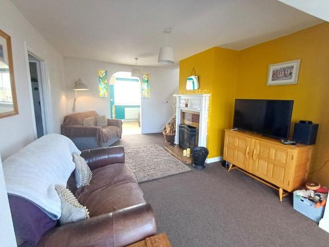 3 bedroom bungalow to rent