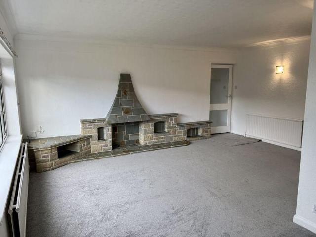 3 bedroom bungalow to rent