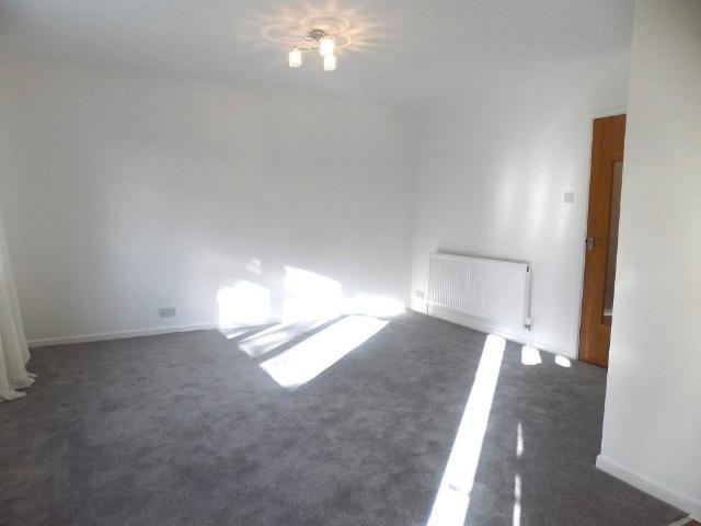 3 bedroom bungalow to rent