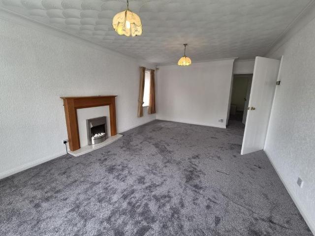 3 bedroom bungalow to rent