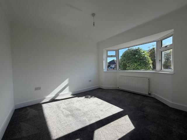 3 bedroom bungalow to rent