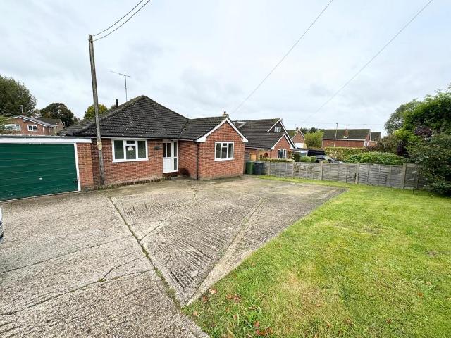 3 bedroom bungalow to rent