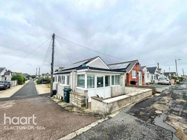 3 bedroom bungalow to rent