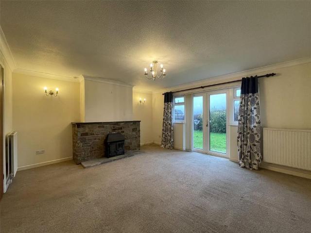 3 bedroom bungalow to rent
