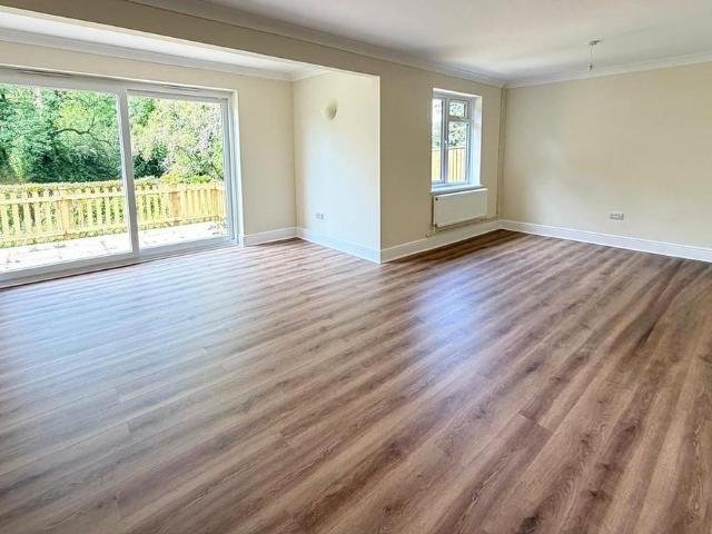 3 bedroom bungalow to rent
