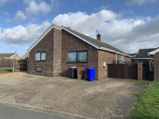 3 bedroom bungalow to rent