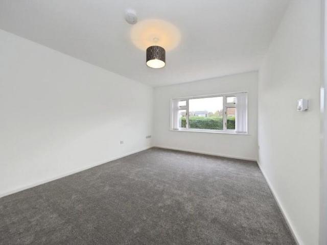 3 bedroom bungalow to rent