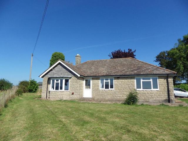 3 bedroom bungalow to rent