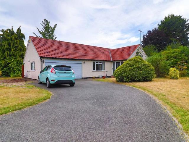 3 bedroom bungalow to rent