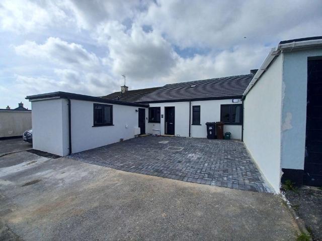 3 bedroom bungalow to rent