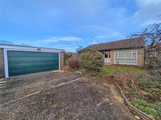 3 bedroom bungalow to rent