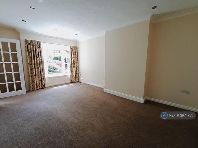 3 bedroom bungalow to rent